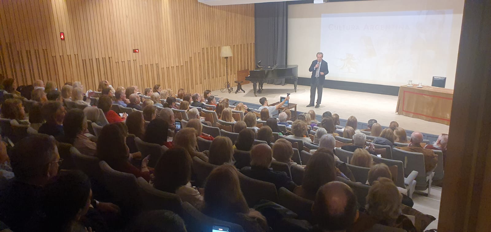 ICC – Instituto de Cultura CUDES | ENRIQUE ROJAS DIO EN EL CUDES LA ...